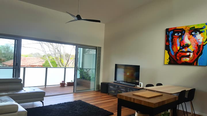 Two Bedroom Modern Townhouse In Oconnor Canberra - Canberra