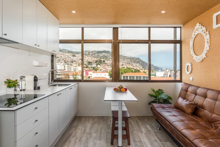 Super Central - Cork - Funchal