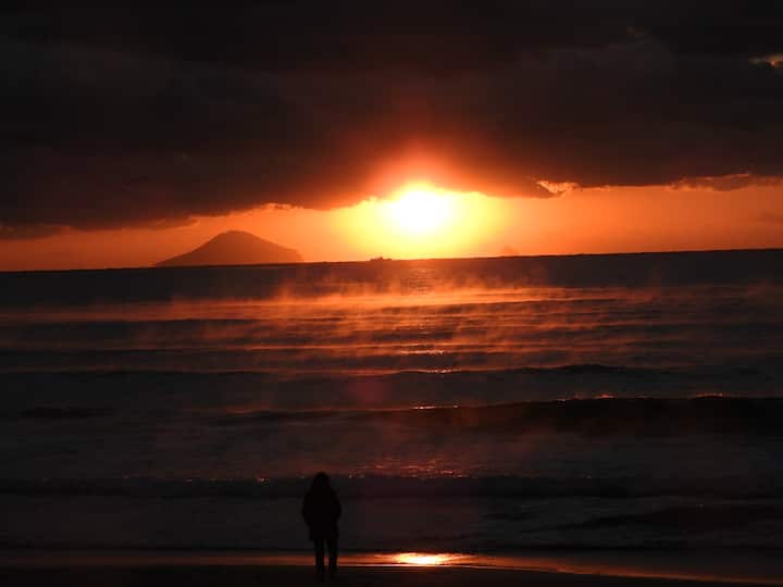 人気のIritaビーチ徒歩５分！海遊びの拠点に！バス停至近　こたつでのんびり！ファミリー大歓迎！ - Shimoda