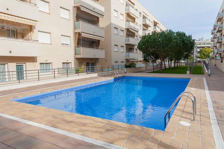 Cozy Apartment With Swim Pool, 250m From The Sea. - Lloret de Mar