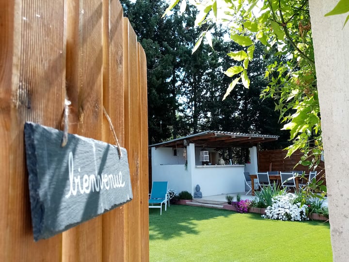 Pink Flamingo : Maison Au Cœur De La Camargue - Vauvert