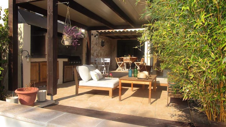 Maison 3 Chambres, 3 Sdb, Piscine Chauffée - Fleury