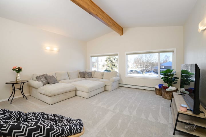 Private Room Heart Of Anchorage + Weekly Maid - Anchorage, AK