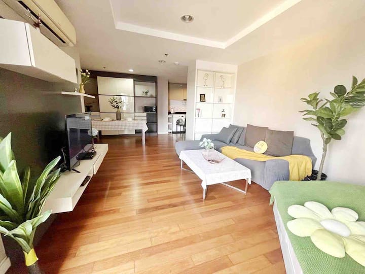 B10-central Resort Condo,2bd, Pool, Mrt, Jood Fair - Bangkok
