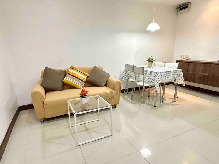 (503) 2br 100m To Bts, Near Central World, Bi Hosp - Bangkok