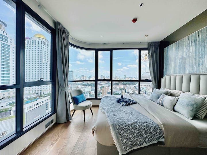 Stunning Lxurury 2 Bedroom /Central World - Thaiföld