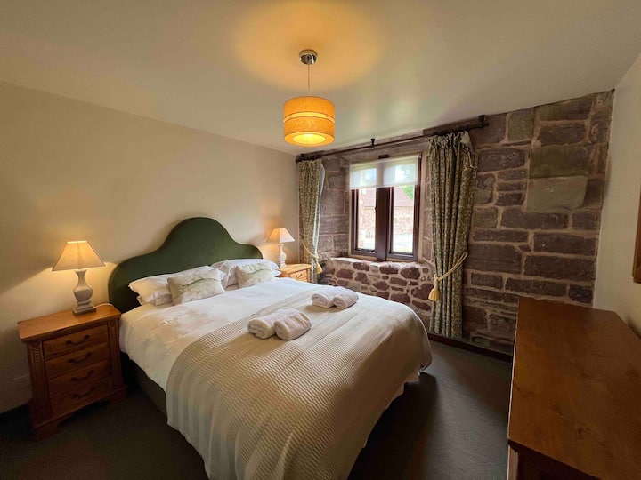 14th C. Conversion Nestled In The Wye Valley - Wilton Castle