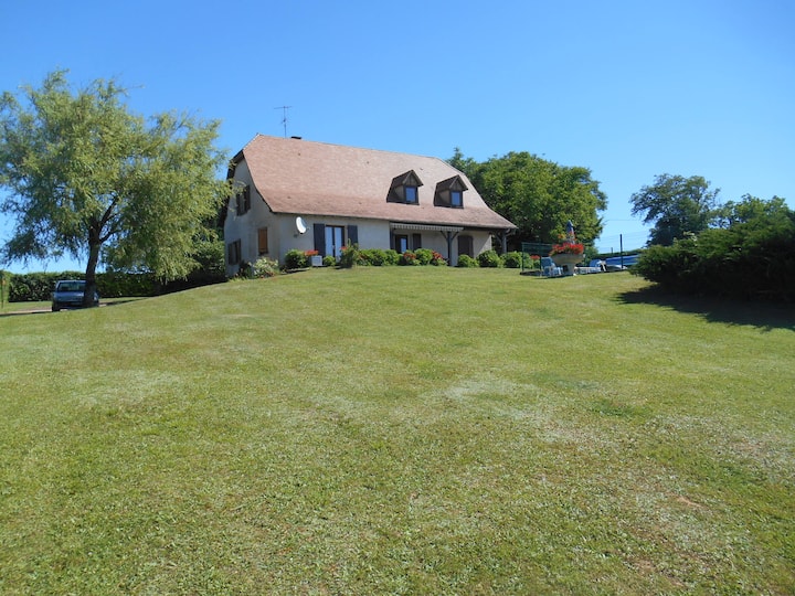 Un Coin Tranquille Avec Piscine - Rocamadour