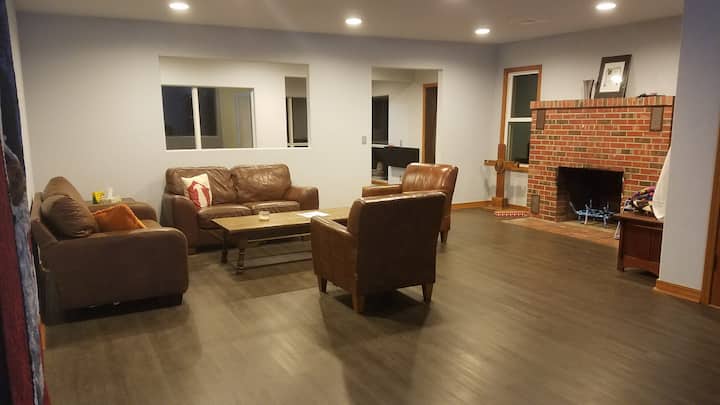 Serenity Bed & Barn - 3 Guest Rooms - Stillwater, OK