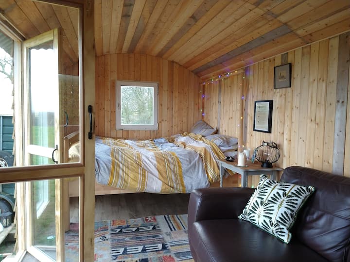 The Hen House. Shepherd's Hut Near Haverfordwest - 哈弗福韋斯特