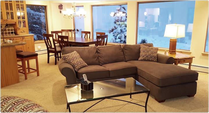 Spectacular Home With High End Finishes! - Vail, CO