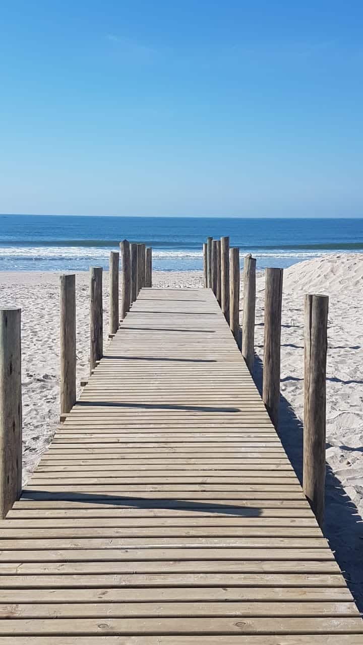 (2)casa Com Piscina E Banheira-uma Quadra Da Praia - Itapoá
