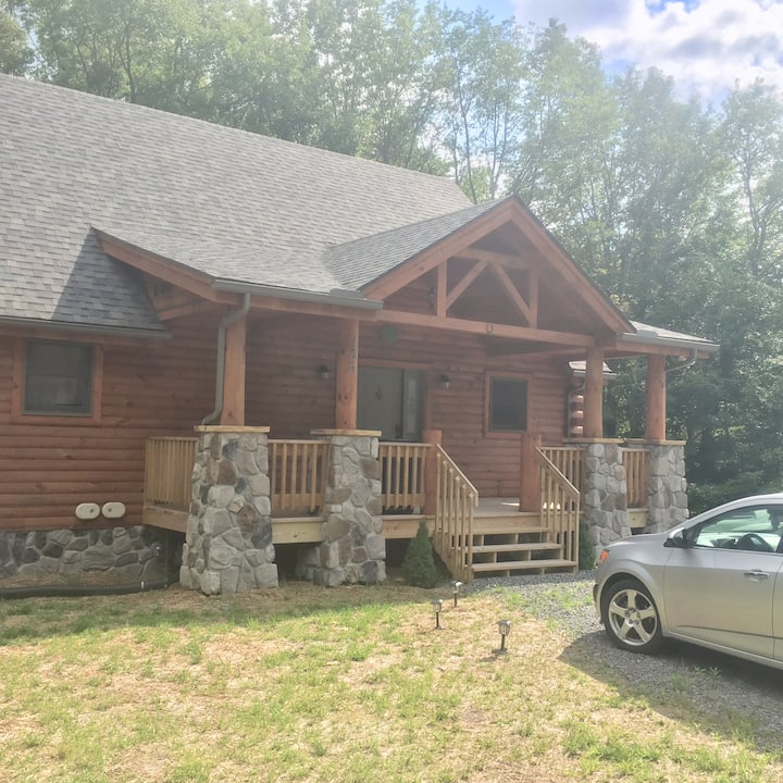 Lulu’s Lake 9  - Cozy, Luxurious Retreat & Getaway - Deep Creek Lake, MD
