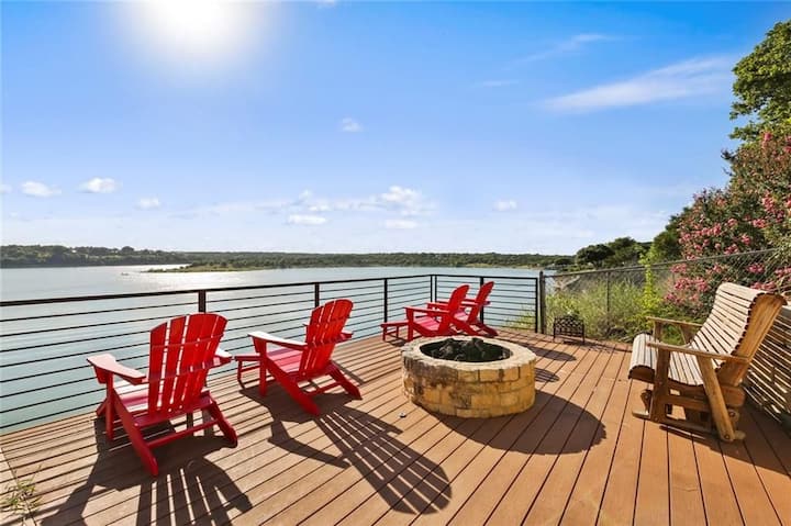 Luxury Lakehouse on Lake Whitney - Houses for Rent in Clifton, Texas ...
