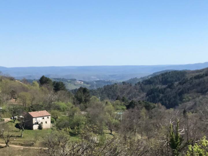 Maison De Village Avec Jardin Et Vue Imprenable - Thueyts