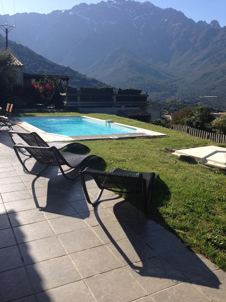 Montegrosso : Maison Avec Vue - Lumio