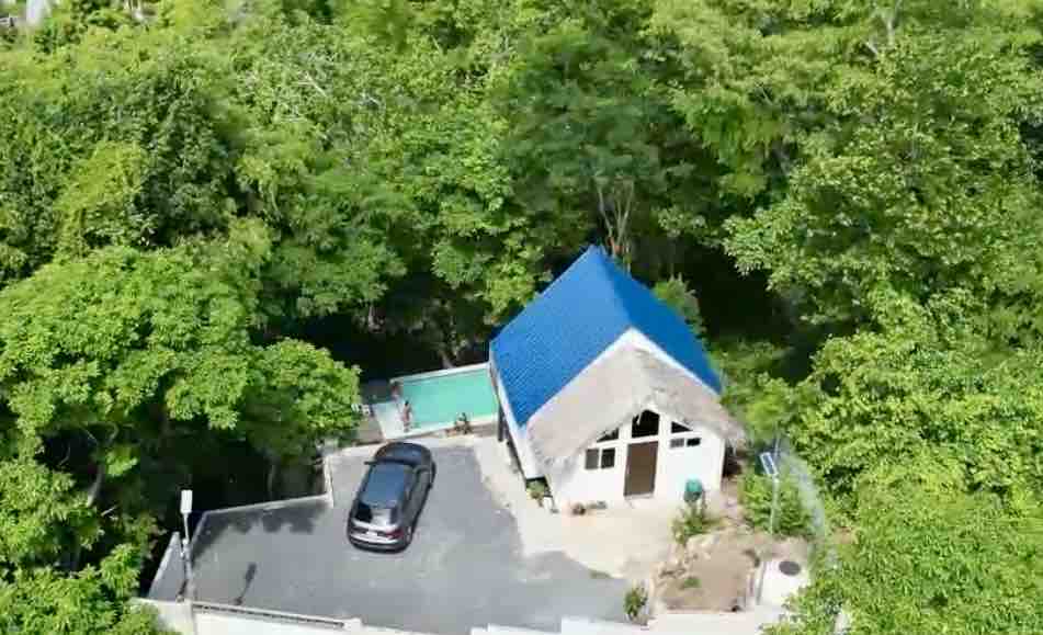 Beautiful Beach Treehouse in Atami - Tiny houses for Rent in Tamanique ...