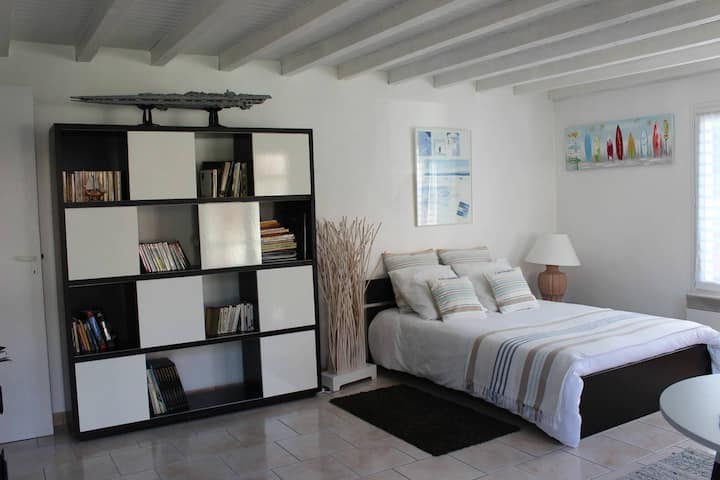 Petit Chalet Basque T1 Calme, Proche Plages,golfs. - Pays basque français