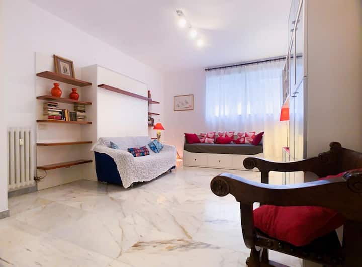 Home From Home In Rome - Rím