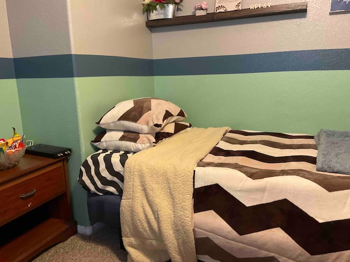 A Place To Relax  Enjoy Yourself - North Las Vegas, NV