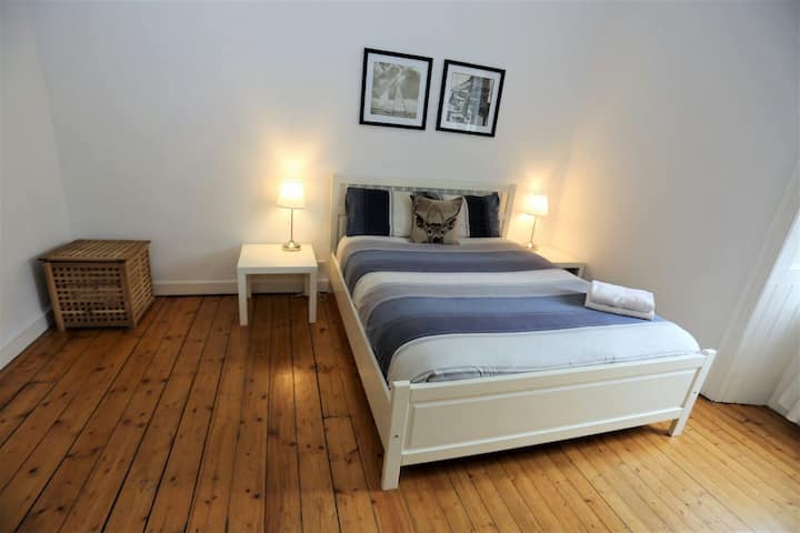 Bright 2 Bedrm 17min To Princes St / City Centre - Edinburgh Waverley station