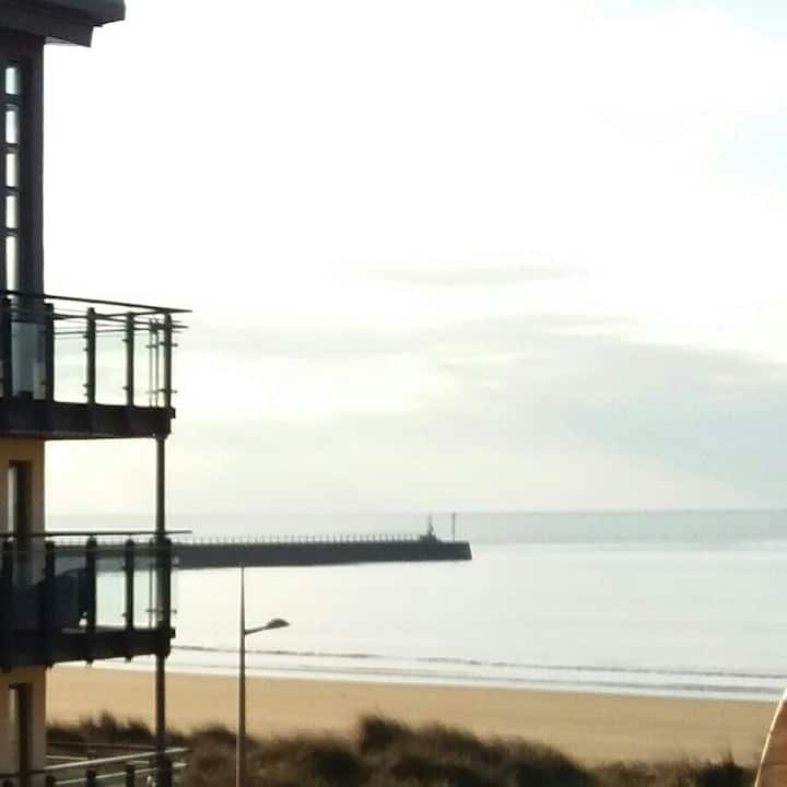 Marina Apartment Near Beach - Swansea