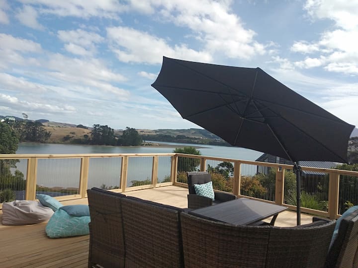 Bay And Karioi View In Town - Raglan