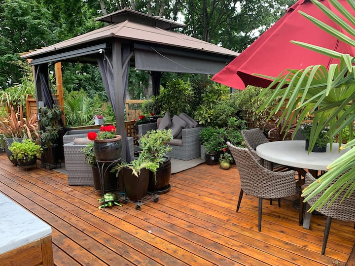 Worthington Retreat Elk Lake Rancher, Steam Room - Saanich Peninsula