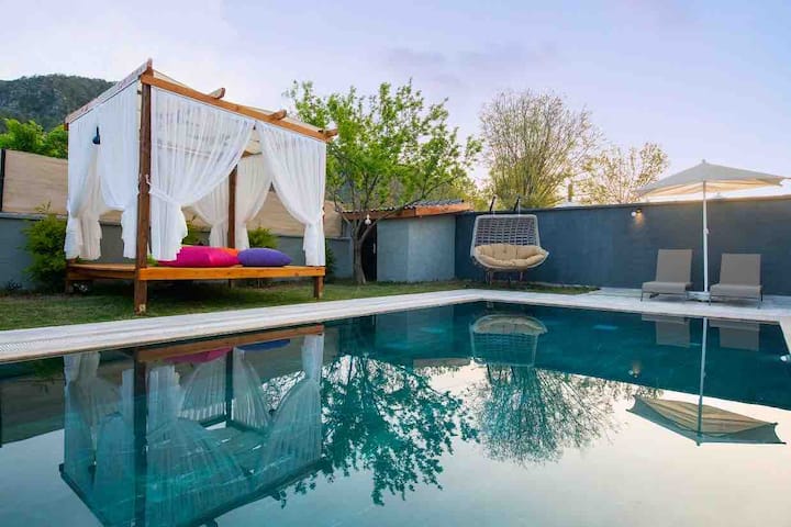 Happy Villas 1 - Fethiye Kayaköy’de Havuzlu Villa - Ovacık