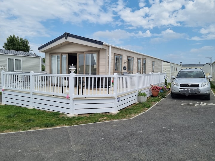 Lodge (Sleeps 6) On The Beautiful Rye Harbour. - Camber Sands