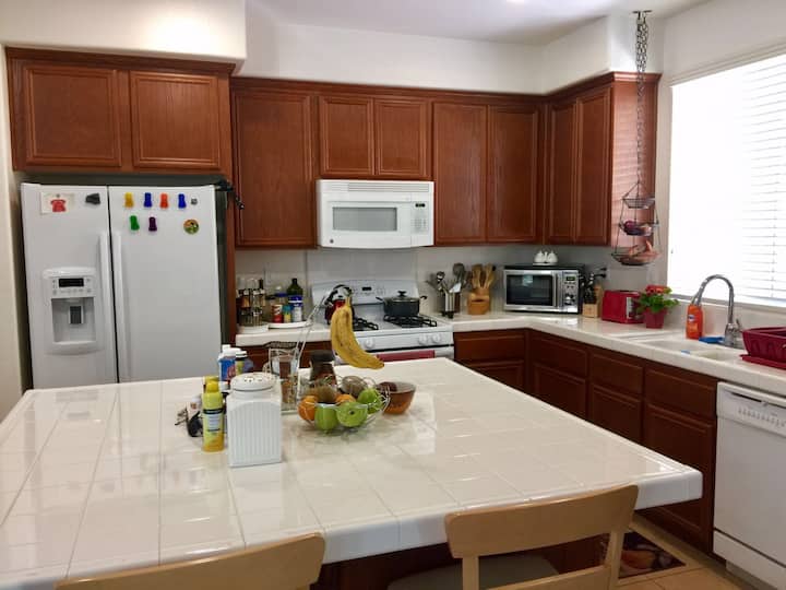 Casa De Mary - Pittsburg, CA