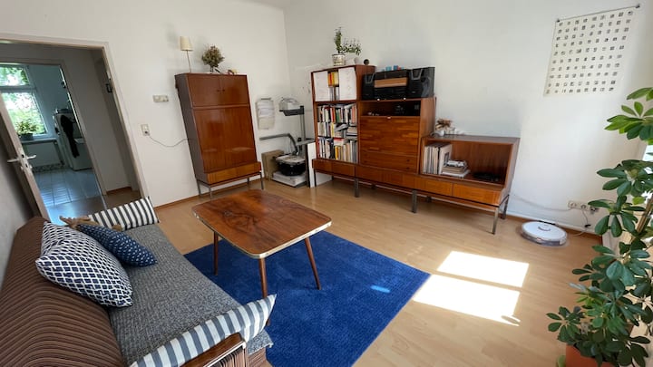 Plagwitzer Altbau Mit 70s-ddr-charme - Leipzig