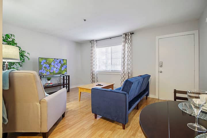 Contemporary Apartment In Jefferson Park - Oklahoma City, OK