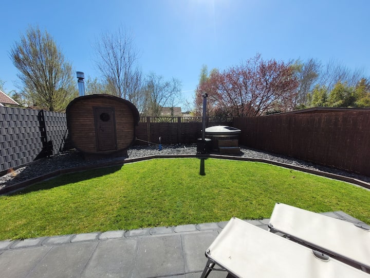 Gemütliches Ferienhaus Mit Ofen,sauna,hot Pott - Cloppenburg