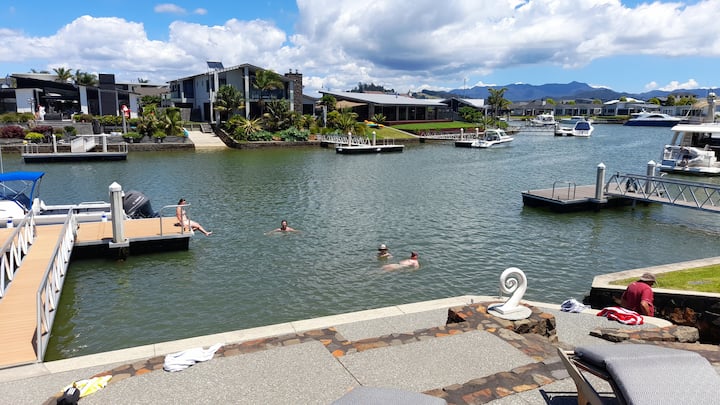 Mermaid Waters 2 Bedrooms With 2 Bathrooms - Whitianga