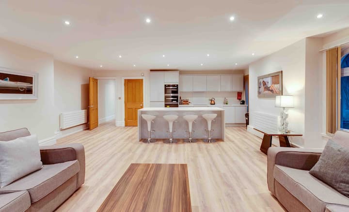 Water Street Liverpool Deluxe Apartment - Liverpool