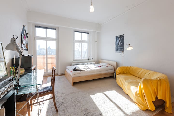 Sonnige Wohnung In Lebendigem Viertel - Berlin