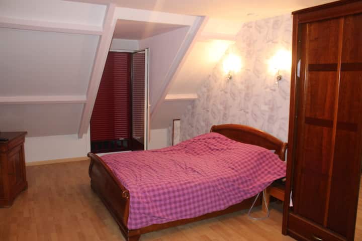 à 2 Pas Du Circuit 24 H Le Mans Chambre Meublée - Le Mans