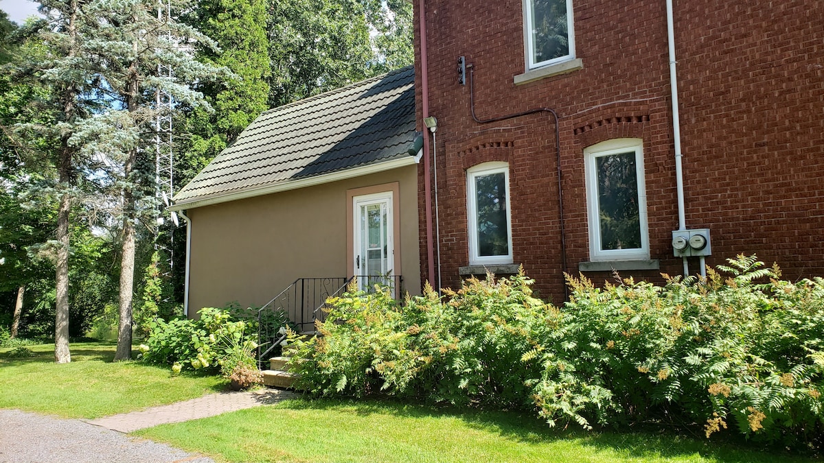 Downtown, Ottawa Vacation Rentals & Homes - Ottawa, Canada | Airbnb