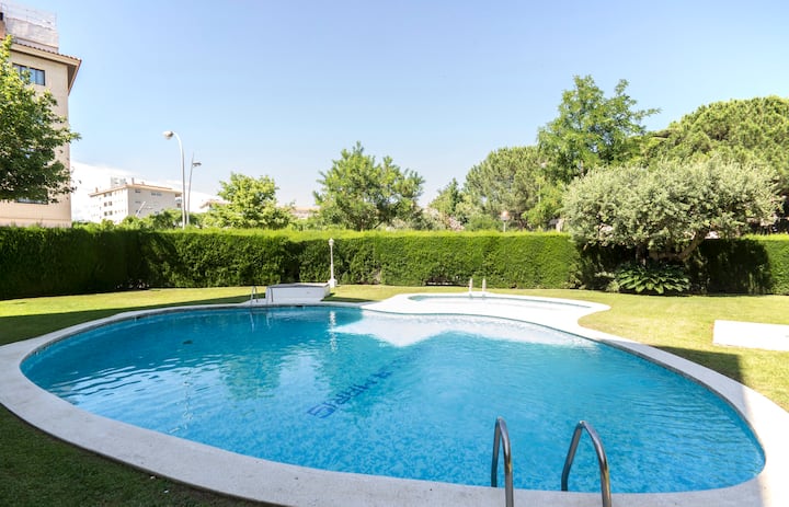 Piso Acogedor En Cambrils, Ubicación Ideal - Cambrils