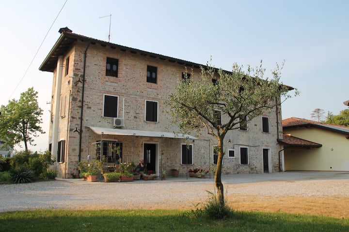 Inna House (Elena Room) - Airbnb