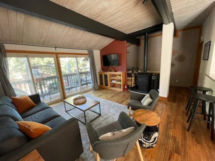 Rare Find Timberline Townhome Treasure - Mammoth Lakes, CA