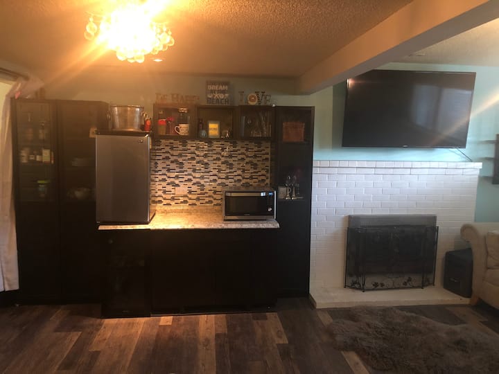 Master Suite In Kirkland - Female Only - Kirkland, WA
