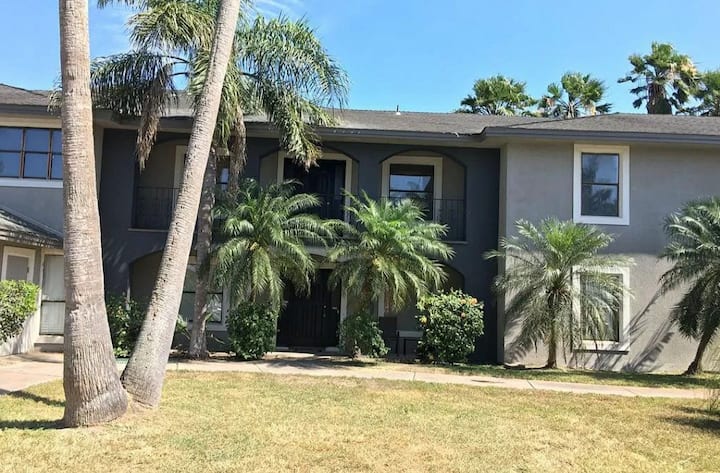 Lovely 2/2 Apt In Ranchoviejo - Brownsville, TX