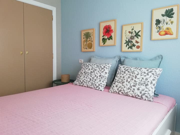 Cozy Cattleya - Los Cristianos