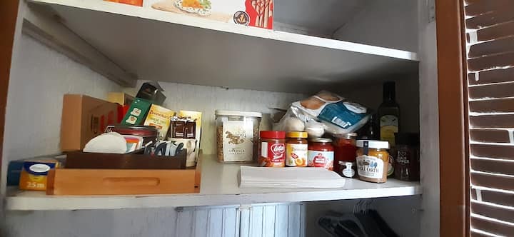 Vegan Breakfast In The Room - Leiden