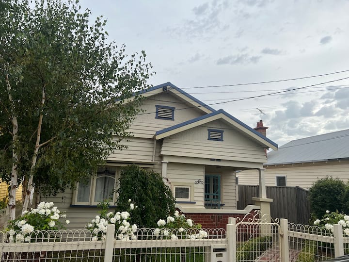 Beachside Home In Rippleside - Geelong