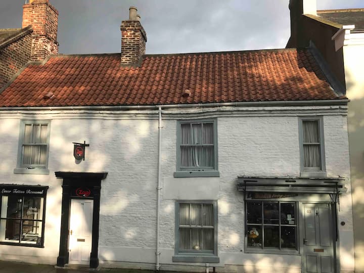 Baileys Vintage Supplies And Family Home. - Stockton-on-Tees