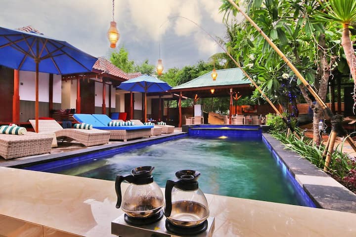Gili Indah 8 Superior Breakfast Pool Walk Beach - Gili Islands