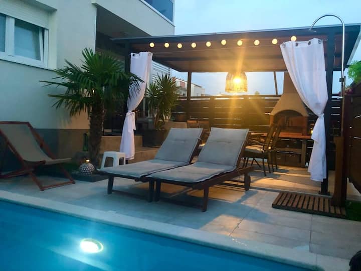Cozy Apartment Milana With Private Pool & Garden - Split